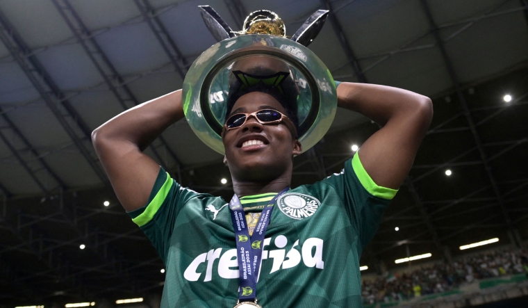 MOST EXPENSIVE TEENAGE TRANSFER OF ALL TIME! Wayne Rooney Makes Top 20 ...